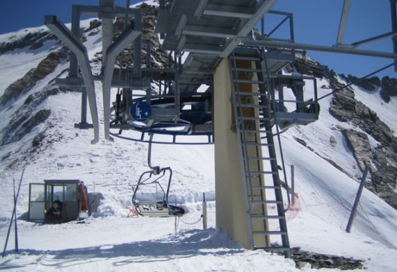 Doppelmayr 4 seats fixed grip chairlift
