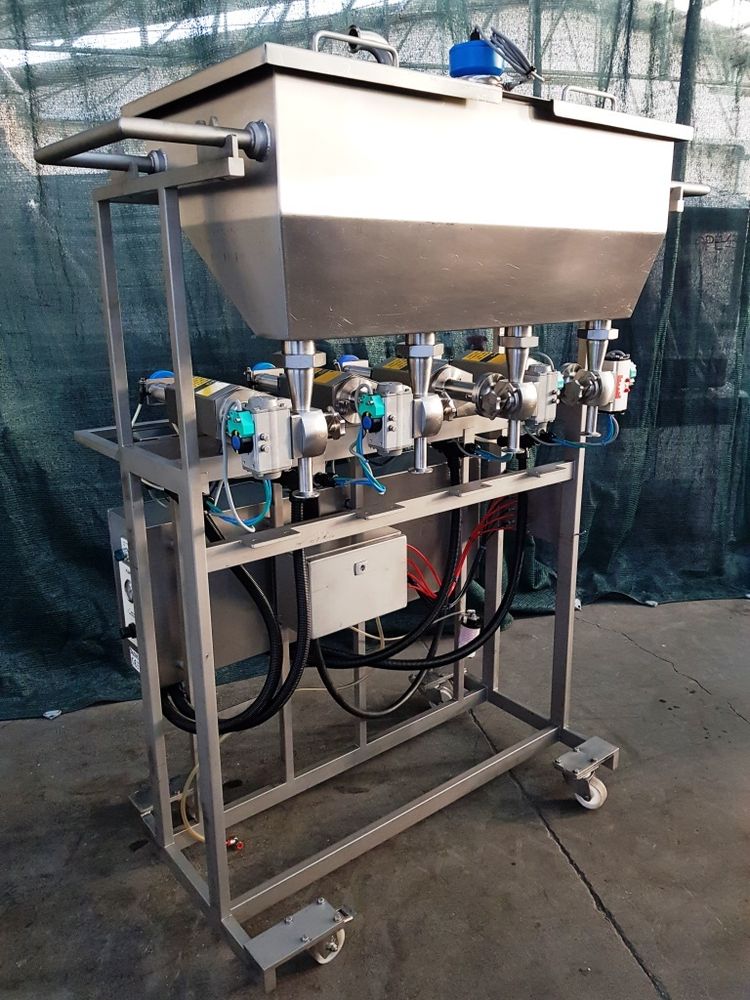 Autopack, Riggs 1000, CREAM DEPOSITOR WITH HOPPER