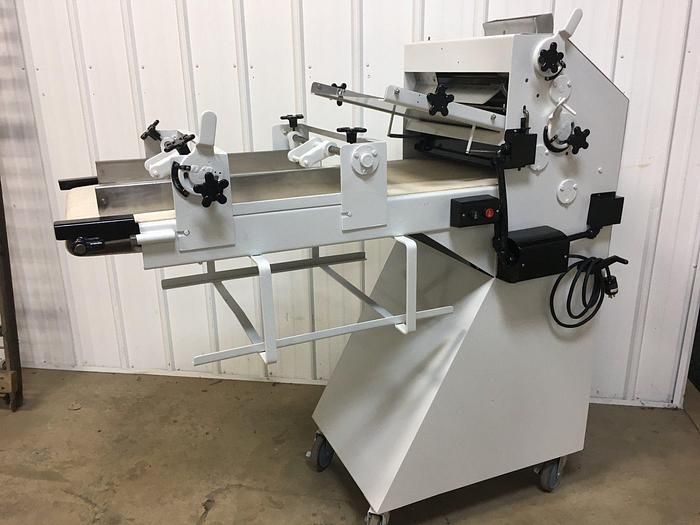 Acme 8 Sheeter/Moulder