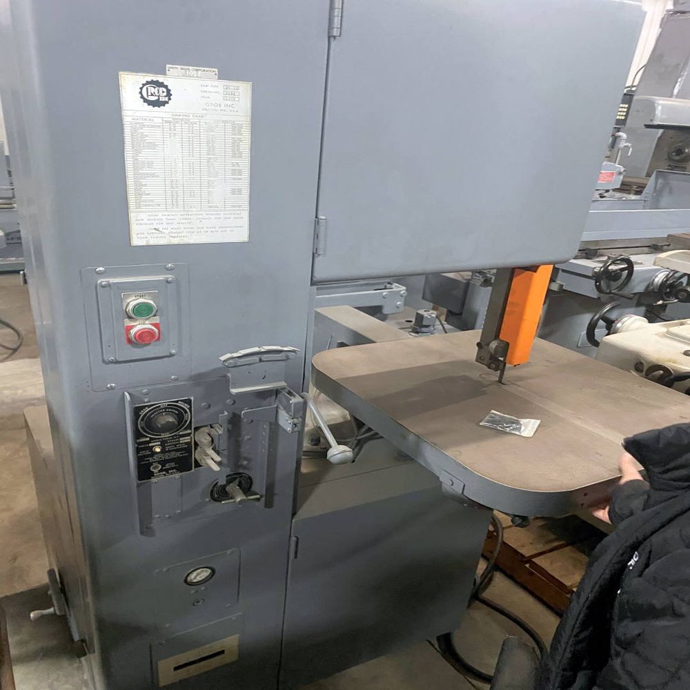 Grob 4V-18 Band Saw Semi Automatic