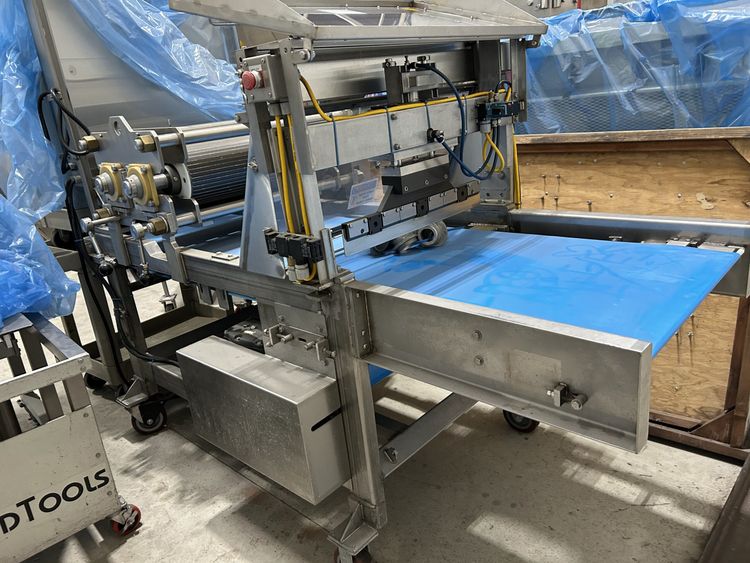 Wire cut Cookie depositor