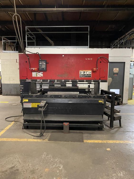 Amada 80 Ton x 8' Press Brake RG8024-LD 80 Tons