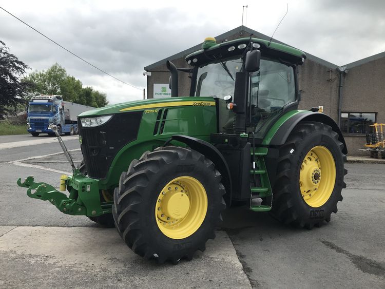 John Deere 7270R Tractor