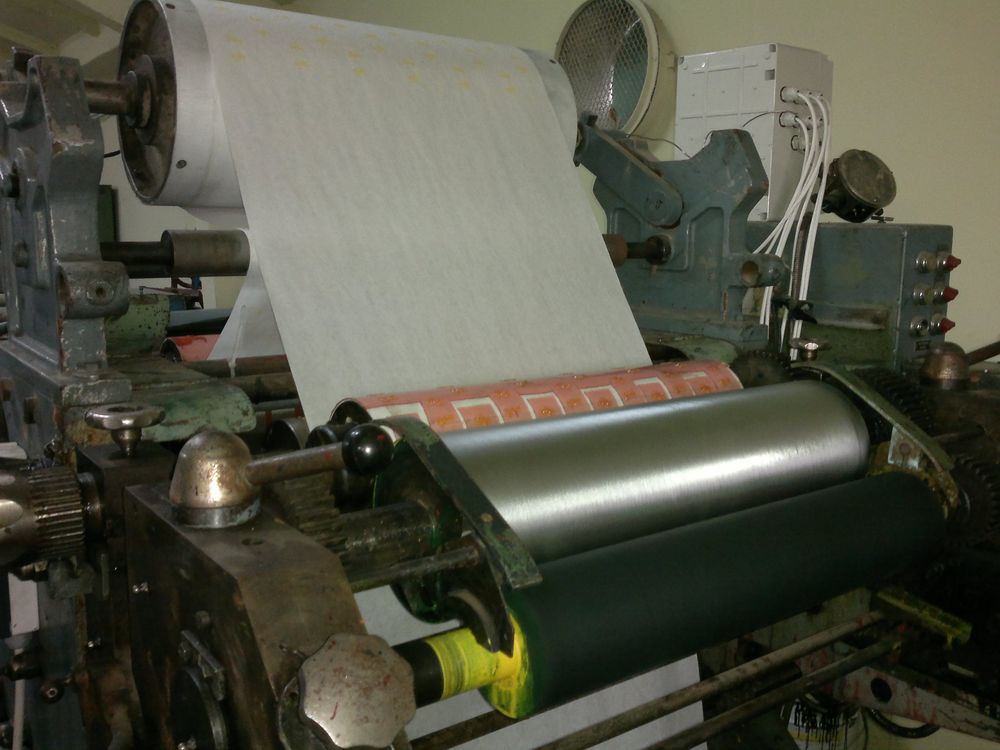 2 German flexo printer 4 col. 520 mm