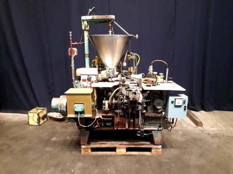 Kustner YH filling and wrapping machine