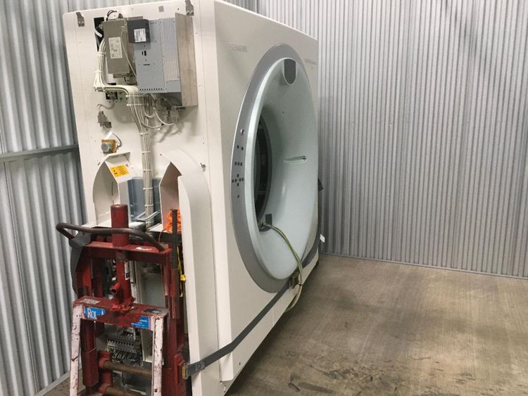 Siemens Open 24 CT Scanner