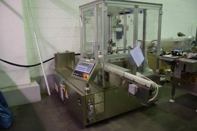 Ima Sensitive AV, Completely automatic labelling machine for vials