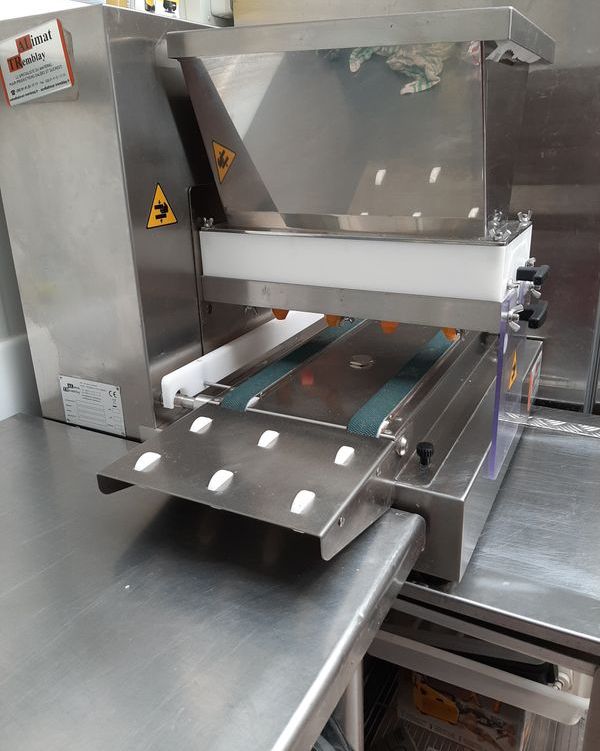 Alimat Mini plus food trainer