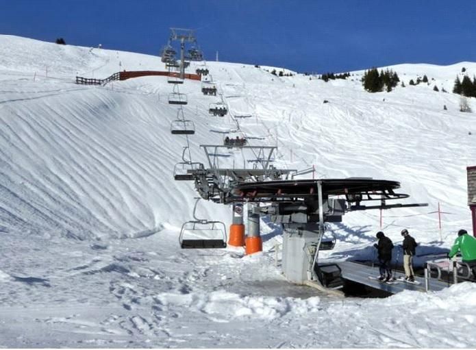 Doppelmayr 4 seater chairlift fix grip