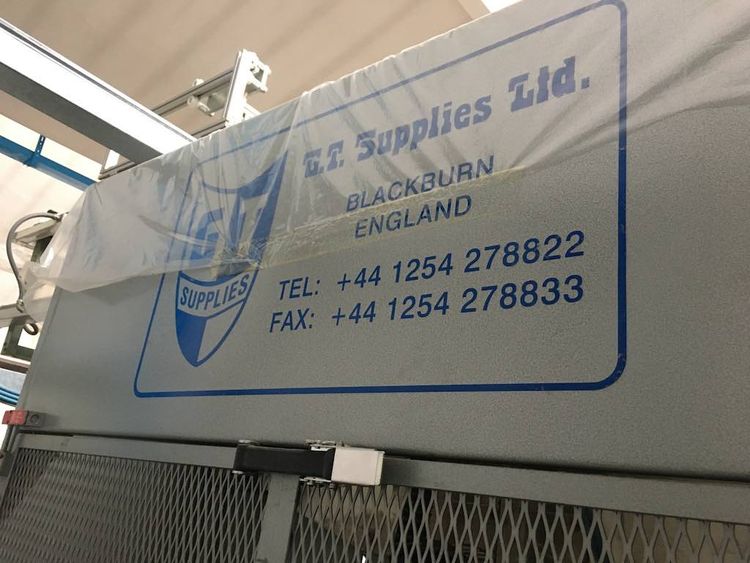 Cobble tufting machine