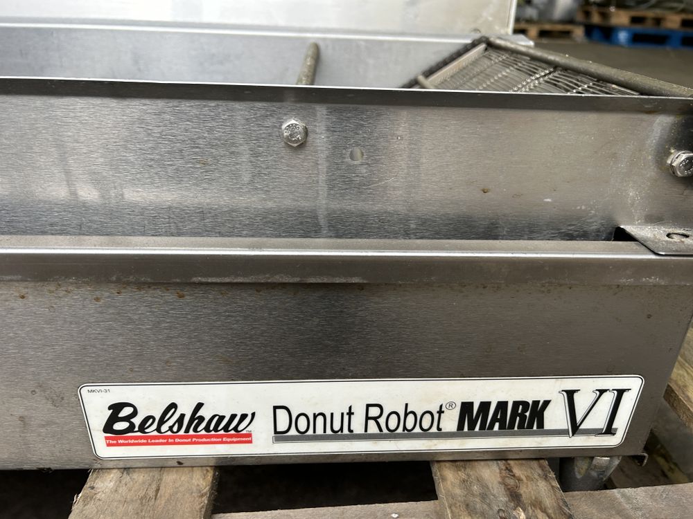 Belshaw Mark VI Automatic donut fryer