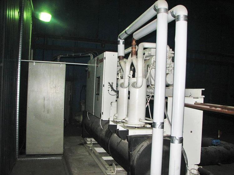 3 Trane RTUB 220 Cooling aggregate