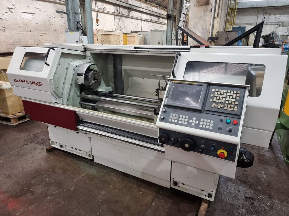 Harrison FANUC 21i-TB 2500 RPM Alpha 1400 S CNC / Manual Lathe 2 Axis