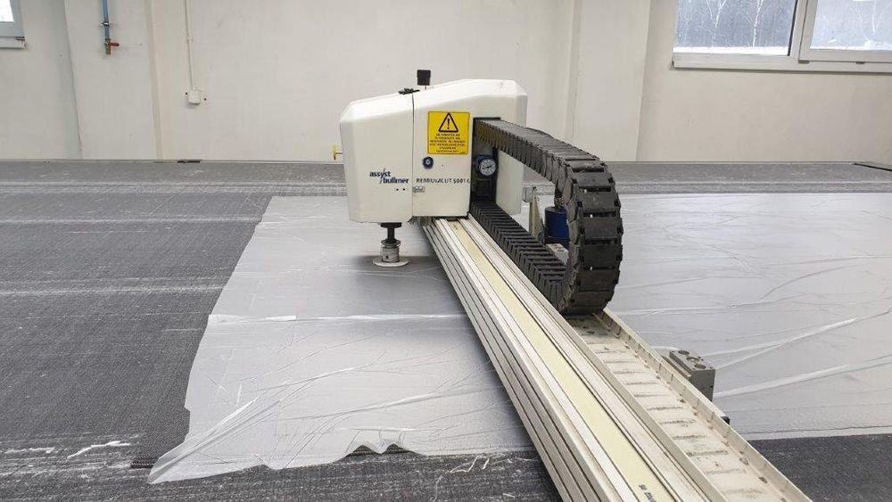 Bullmer Premiumcut 5001C Cutting machine