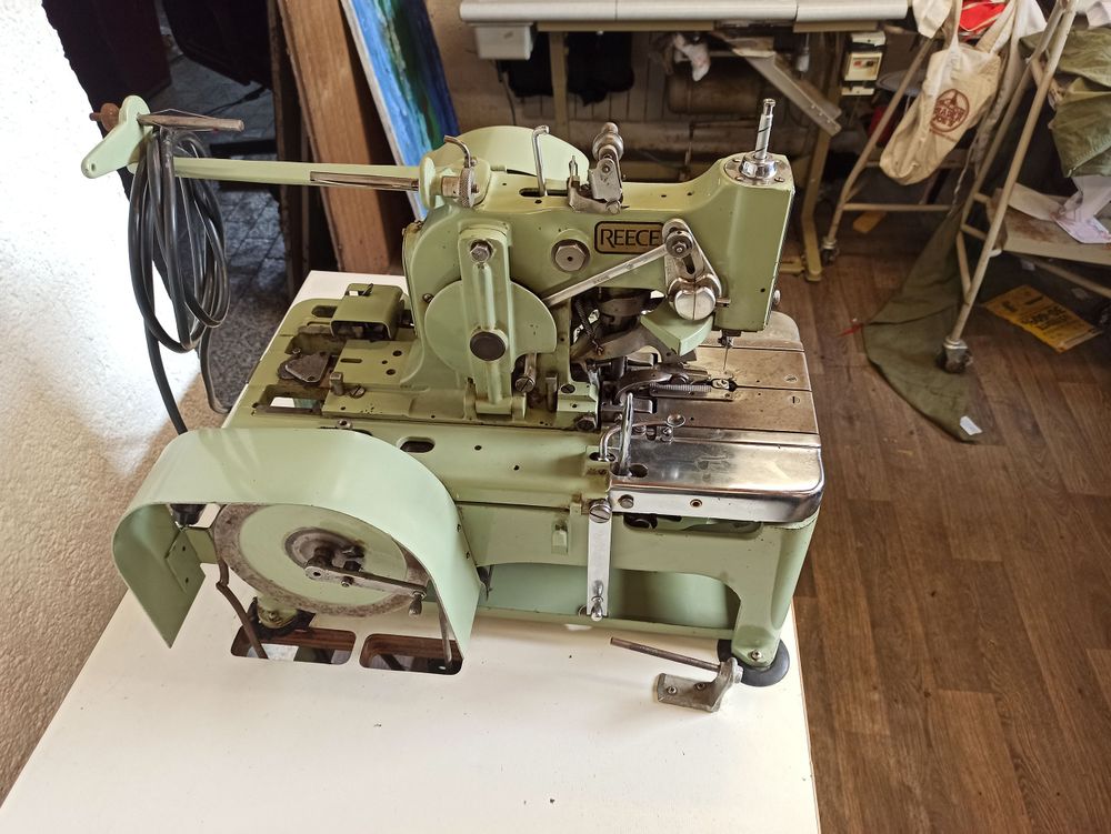 Reece REECE ROUND BUTTONHOLE MACHINE