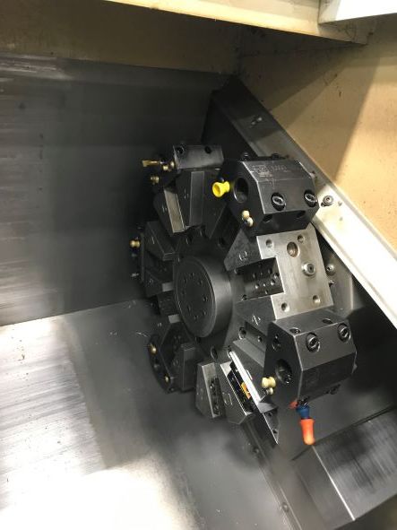 Haas HAAS 32-BIT CNC CONTROL WITH 14" LCD SCREEN 6000 RPM SL-10T 2 Axis