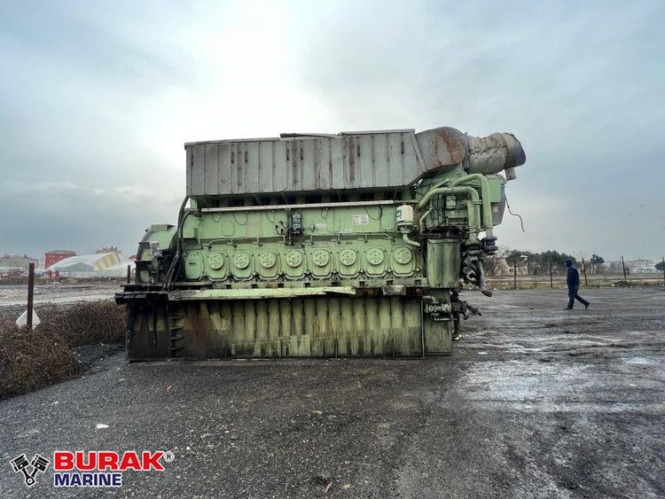 Rolls Royce Bergen B32:40-L8 Marine Diesel Engine