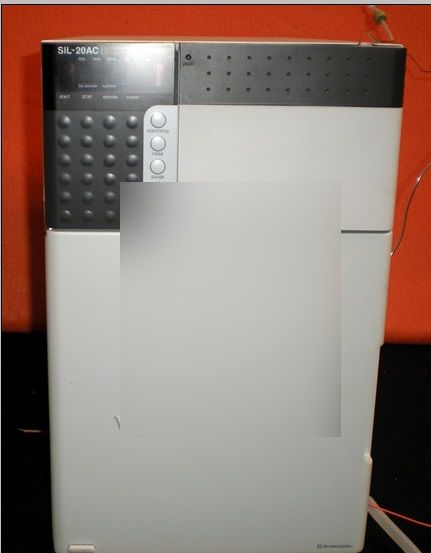 Shimadzu SIL-20AC autosampler