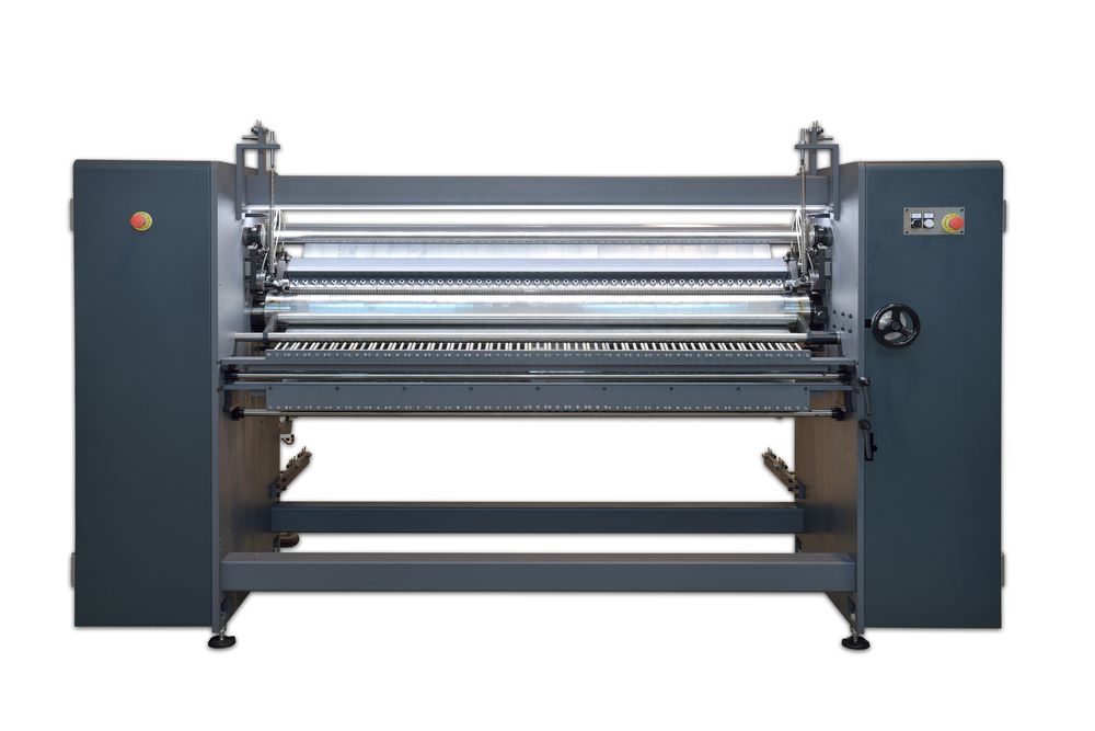 PleatOne pleating machine for Crystal pleats
