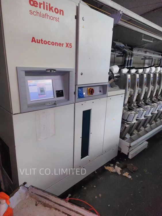 Schlafhorst Autoconer X5 spinning