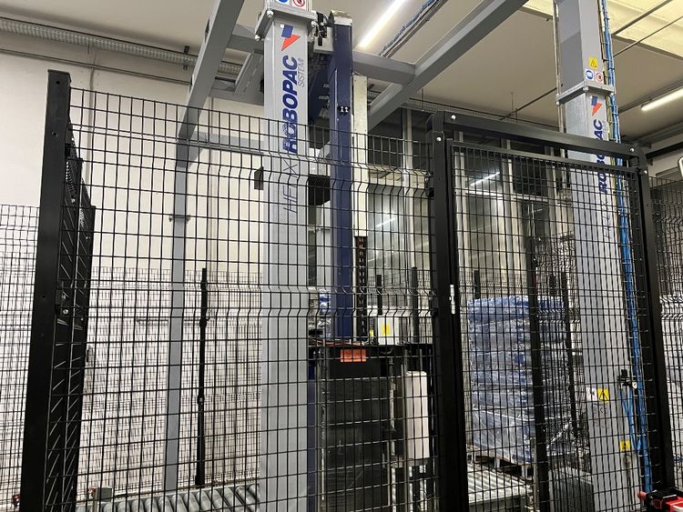 Robopac stretch wrapper