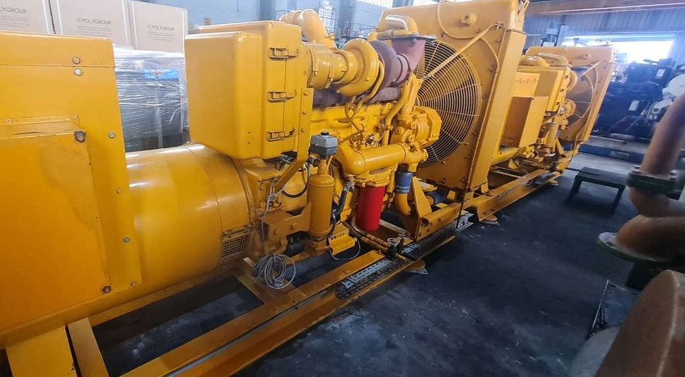 2 Caterpillar 3406 generator 450 kva power plant