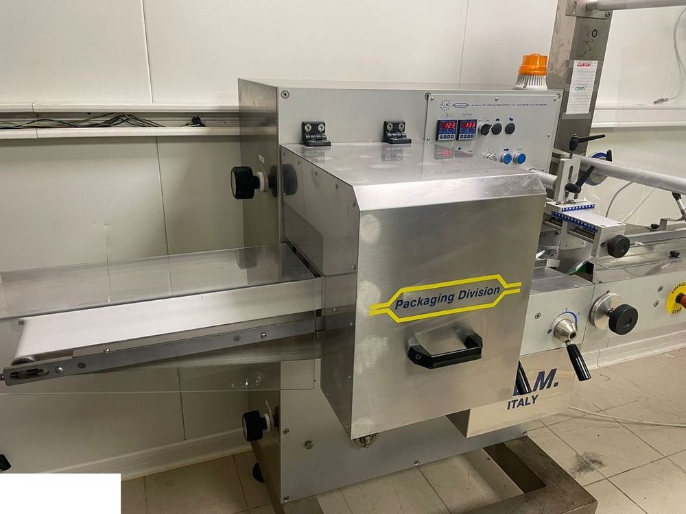 TLM INOX Horizontal bagging machine