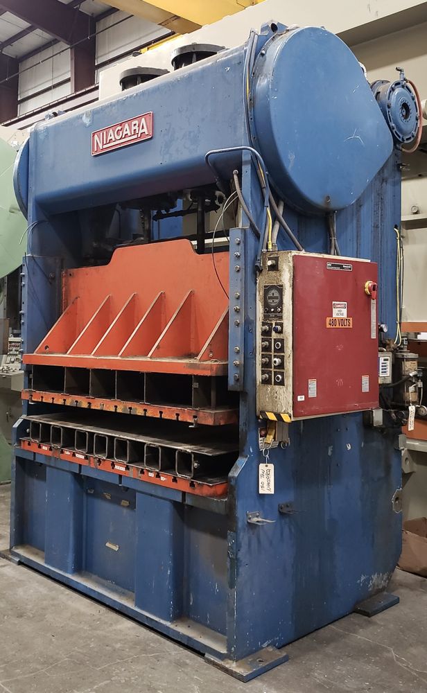 Niagara PN-150-84-48 Press 150 TONS