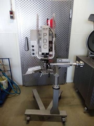 Poly-Clip PDC 600 Semi-Automatic Double-Clipper