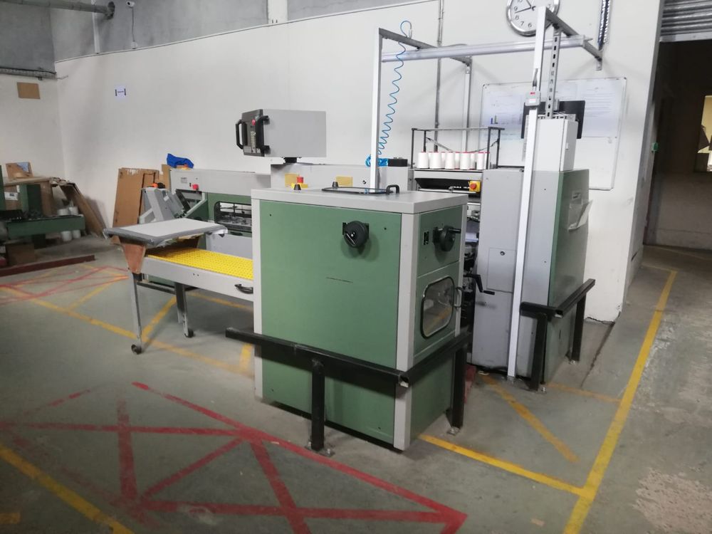 MULLER MARTINI INVENTA PLUS 3212 Sewing Machine