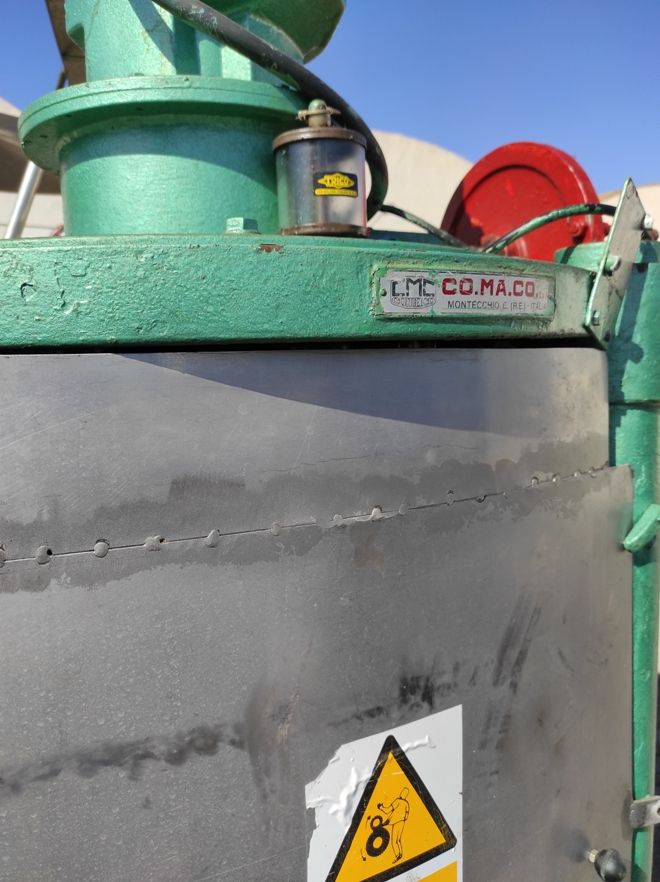 Comaco AGM 6 SEAMER WITH NON-MOTORIZED PLATE AND 24- VALVE VACUUM ...