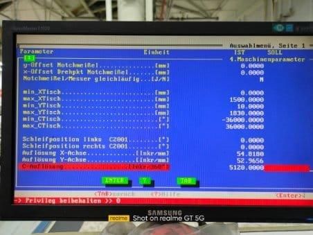 Bullmer CNC 2006 Cutter