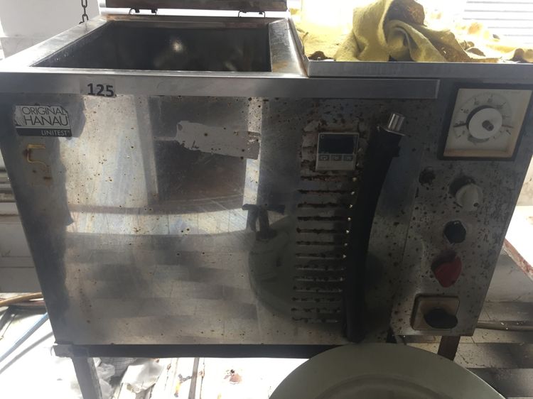 2 Linitest Sample dyeing machine