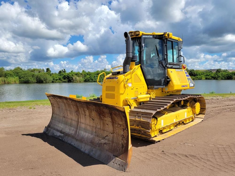 Komatsu D51PX-24 Track Buldozer
