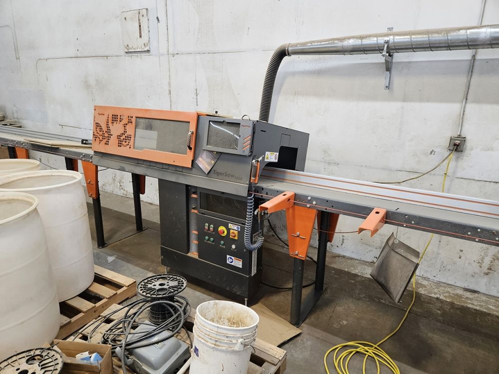 TigerStop Tigersaw 1000 Defecting Optimizing Saw