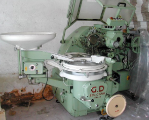 GD 2500 double twist Candy Wrapper