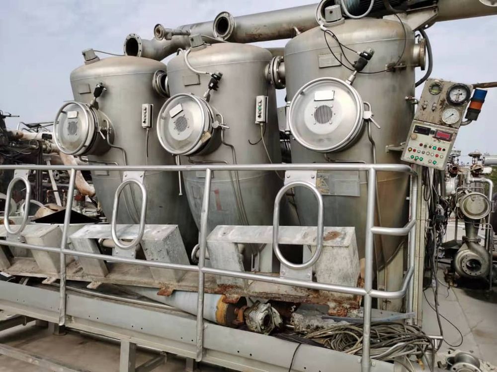 One air jet Fongs dyeing machine 1500 KG