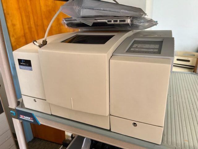 Perkin Elmer Spectrum ONE NTS FT-NIR Spectrometer
