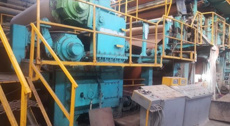 Kraftliner board paper machine 2.950 mm 170 - 500 gsm 100 TPD