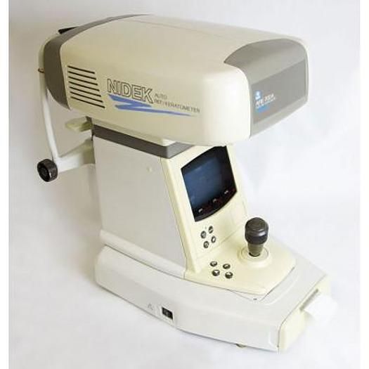 Nidek ARK 700A