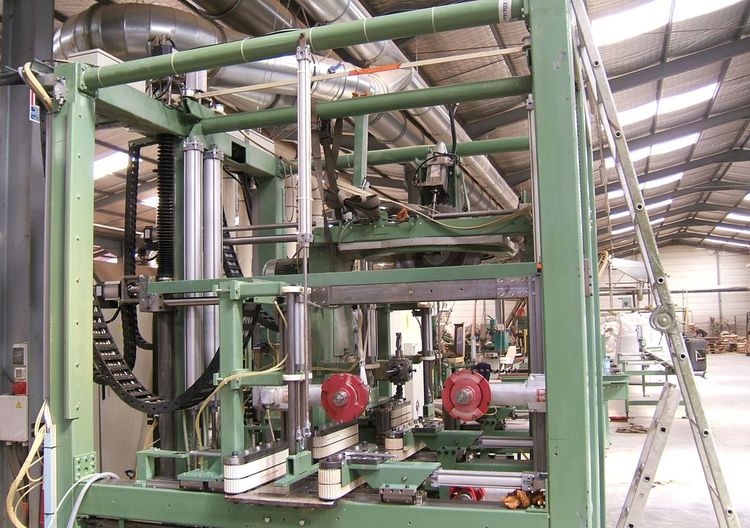 Wood frame machining center