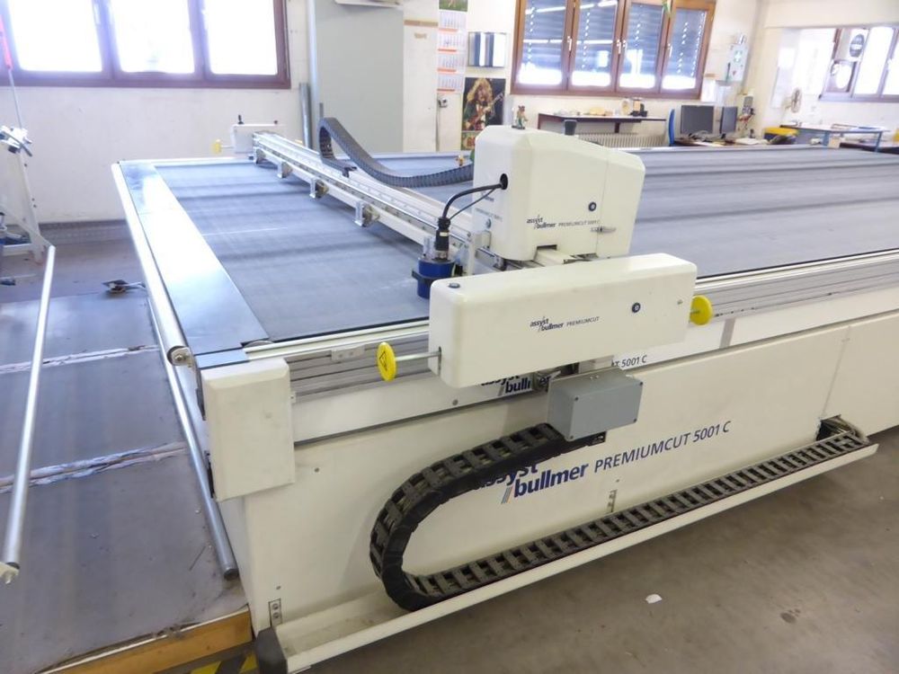 Bullmer Premiumcut 5001C Cutting machine