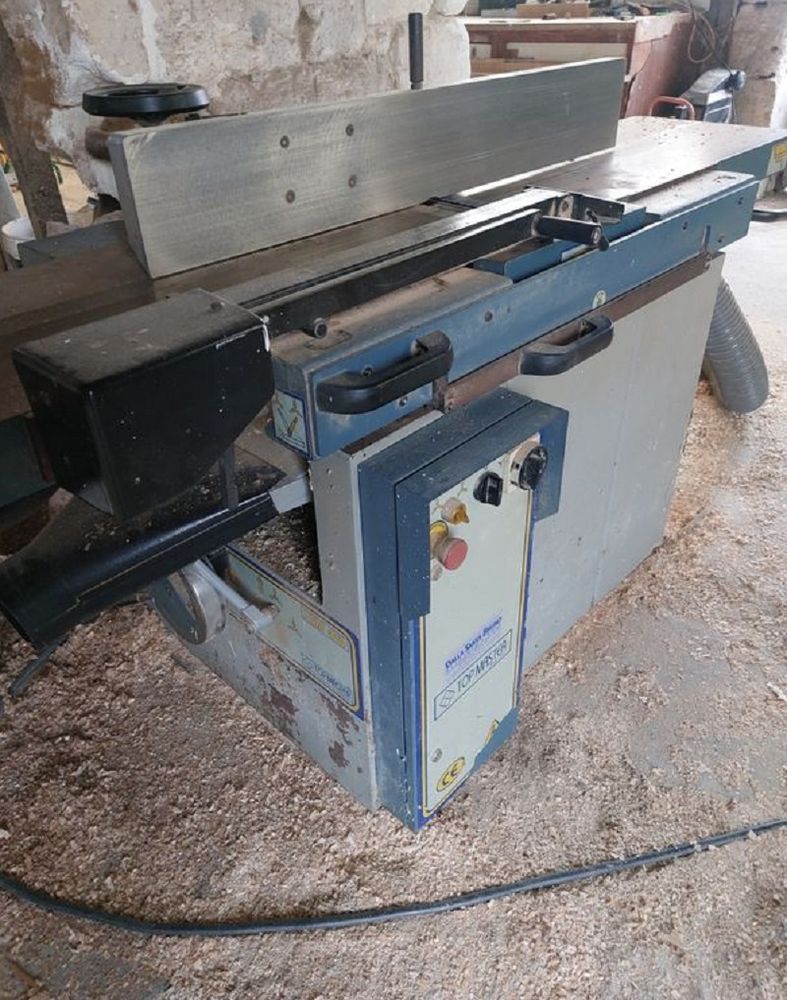 Planer, Router tenon saw, Chain mortiser, Radial saw, Band saw