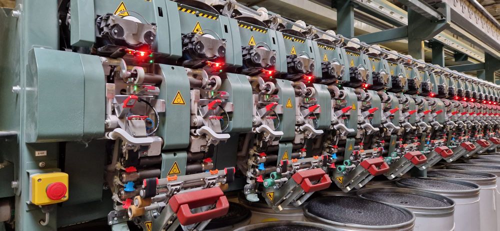 2 Rieter J20 air jet spinning machines