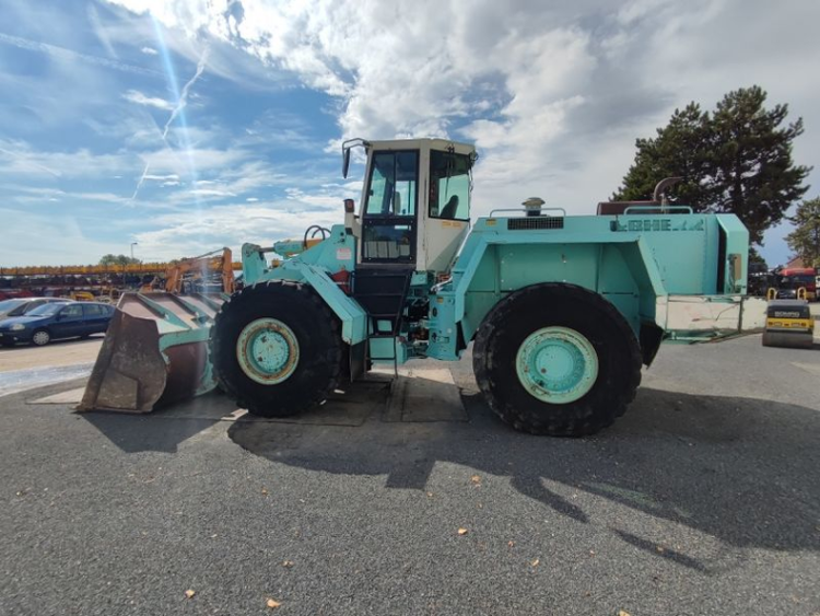 Liebherr L551 Wheel Loader