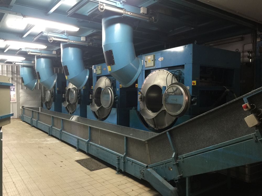 4 Milnor Washer