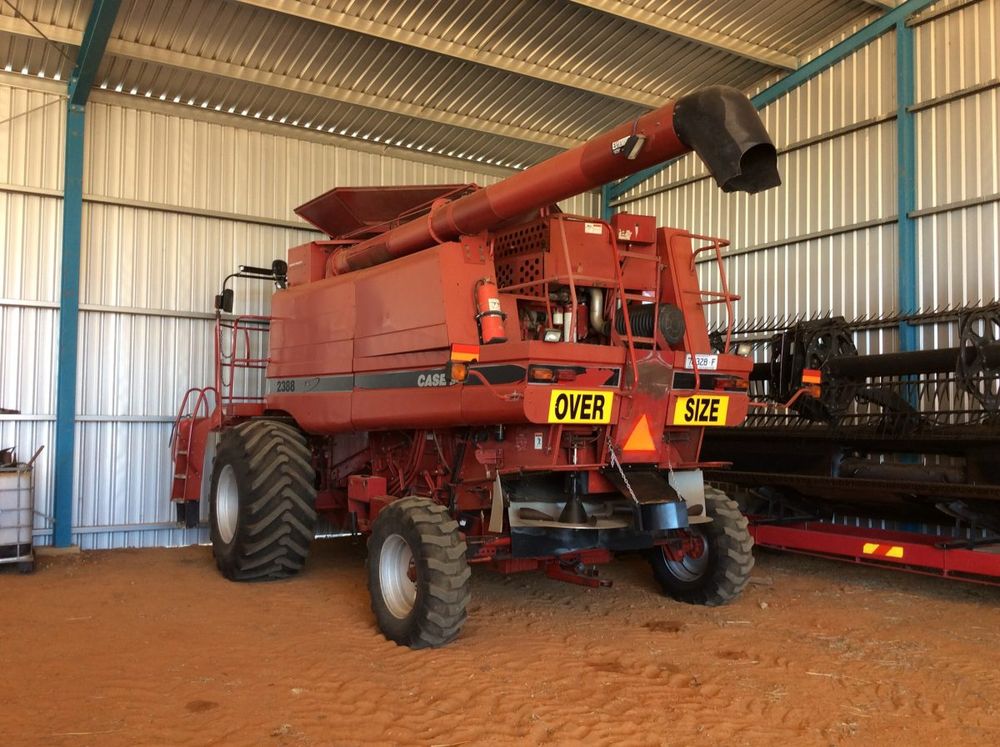 Case International 2388 Combine