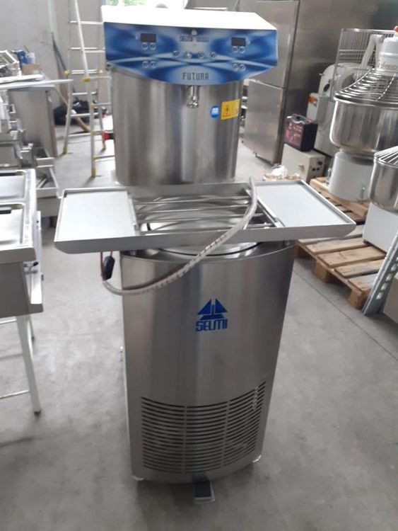 Selmi Futura tempering machine