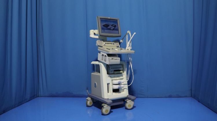 GE LOGIQ P5 Ultrasound