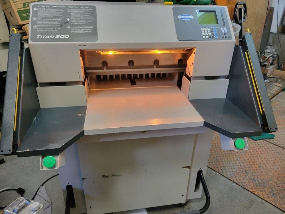 Challenge, Polar 76 EM With Titan 200